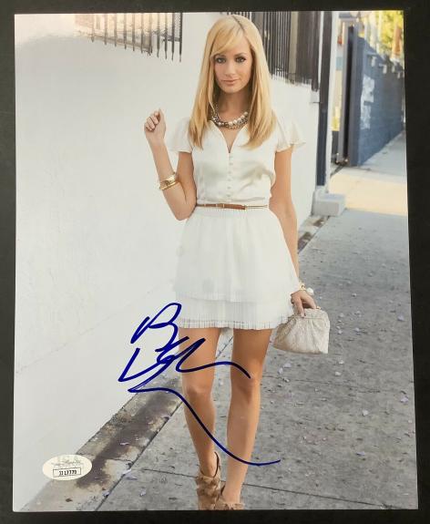 Beth Behrs Signed Photo 8x10 Autograph Sexy Two 2 Broke Girls Caroline ...